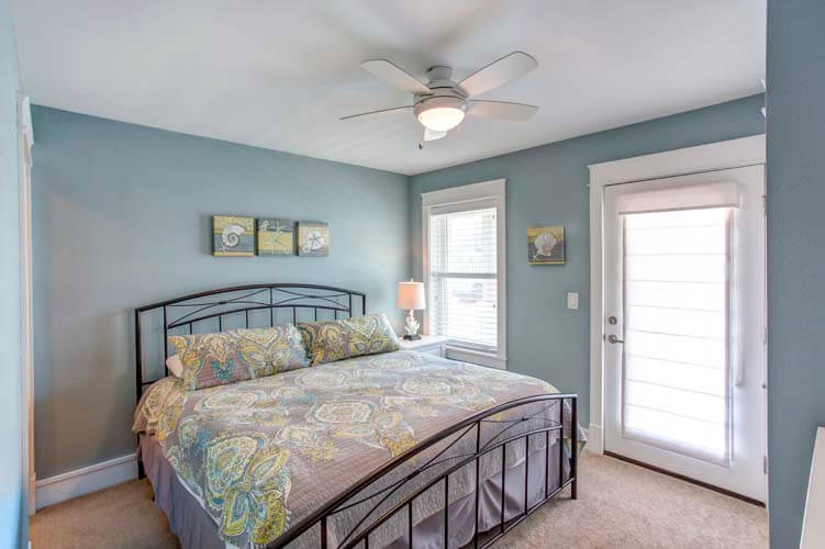 303 IR SUITE LIFE | OBX Vacation Rentals in Corolla, NC